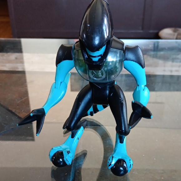 Warner Bros. | Toys | Ben Alien Xlr8 | Poshmark